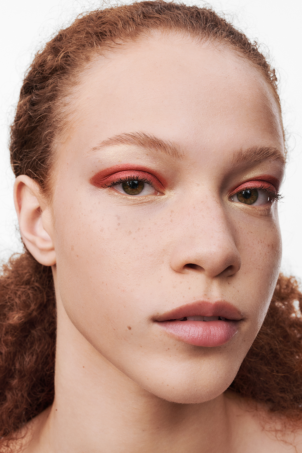 ZARA MAKEUP | Cosmic Pixels